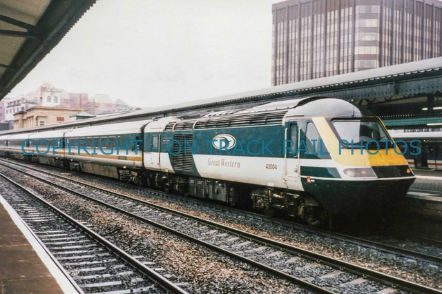 UK RAILWAY PHOTOGRAPH Of Class 43 Hst 43004 Rm43H-769 £1.70 - PicClick UK