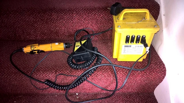 ATLAS COPCO ELIZA ELI15 Electric Screwdriver, Power Supply and ...