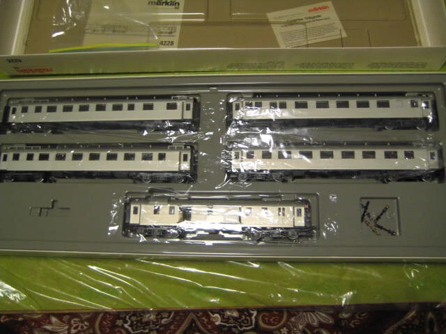 MARKLIN H0 4228 DRG Rheingold Passager Spécial Métal Non Peint - LNIB ...
