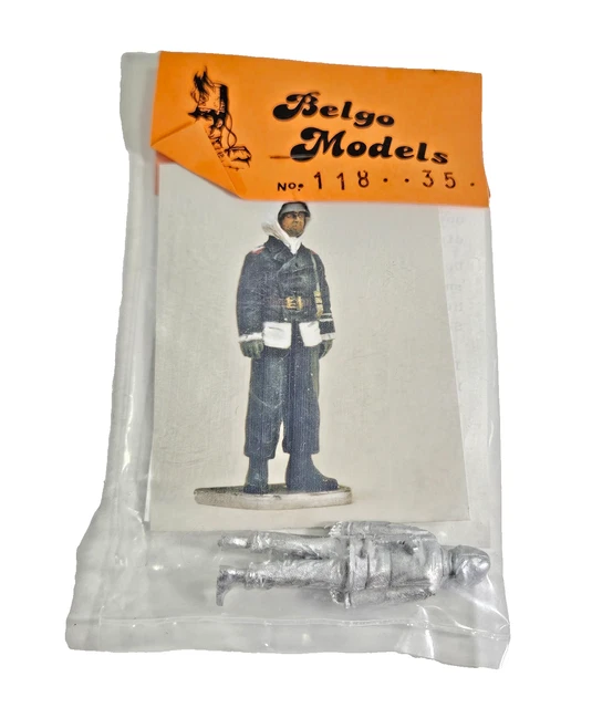 BELGO MODELS 1/35 German Waffen SS Oberscharfuhrer Tank Commander Kit ...