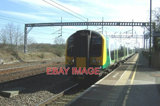 PHOTO LONDON Midland Class 350/3 Emu No. 350377 Arriving Platform 1 ...