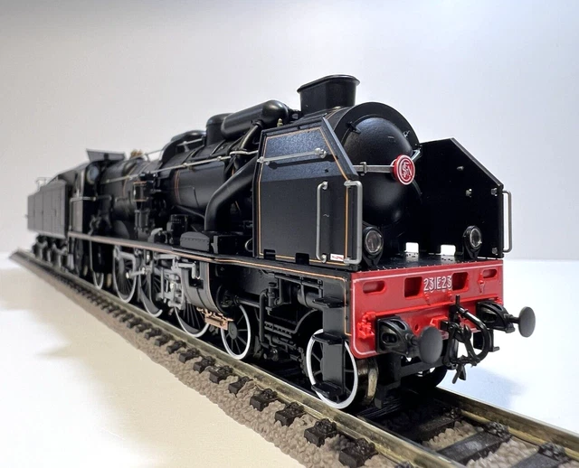 ROCO 62304 - Locomotive à vapeur type 231 E dépot CALAIS ép.III SNCF ...