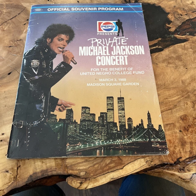 MICHAEL JACKSON BAD World Tour Private UNCF MSG Concert Program Book £ ...