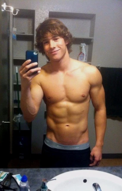 Shirtless Male Muscular Beefcake Cute Shaggy Haired Frat Jock Photo 4x6