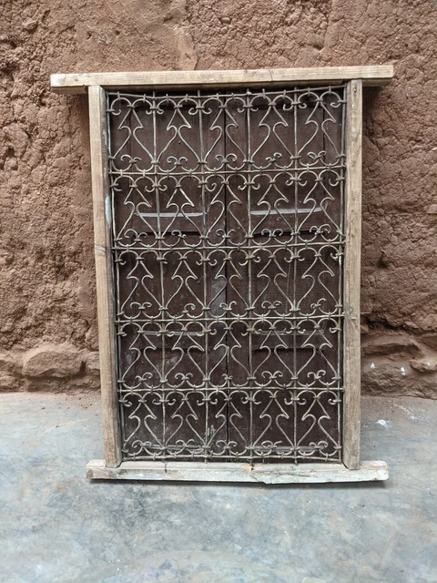 ANTIQUE MOROCCAN WINDOW frame shutters and grill 110 x 69 cm £340.00 ...