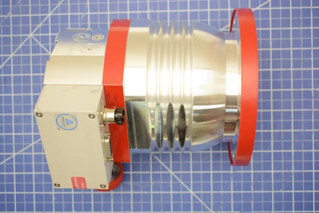 PM-P03-986 /HIPACE 300 Plus Turbo Vacuum Pump/Pfeiffer £2,573.82 ...