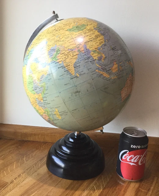 RARE GEOGRAPHIA “THE Paramount” Terrestrial Globe Bakelite Base Chrome ...