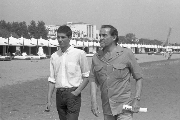 VITTORIO GASSMAN WALKING With His Son Alessandro Gassman On - 1982 Old ...