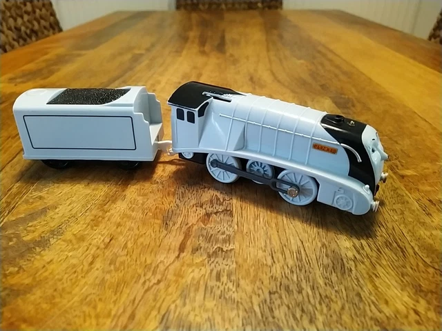 THOMAS THE TANK ENGINE TRACKMASTER MOTORISED SPENCER TRAIN, Read ...