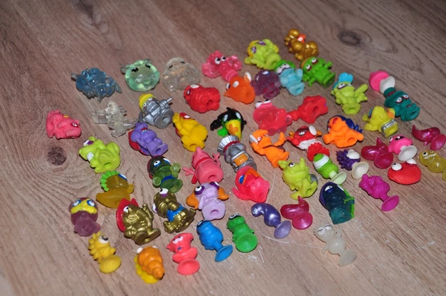 SMALL MOSHI MONSTERS Squishy Figures Bundle inc Glow in Dark Figure £16 ...