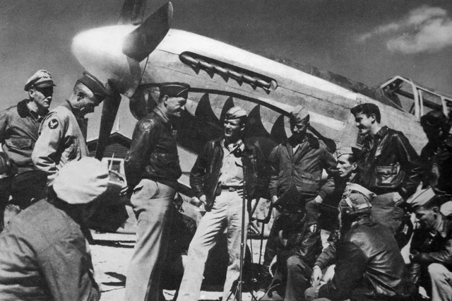 WW2 - PACIFIC Aviation - Commander Chennault's "Flying Tigers" in China ...