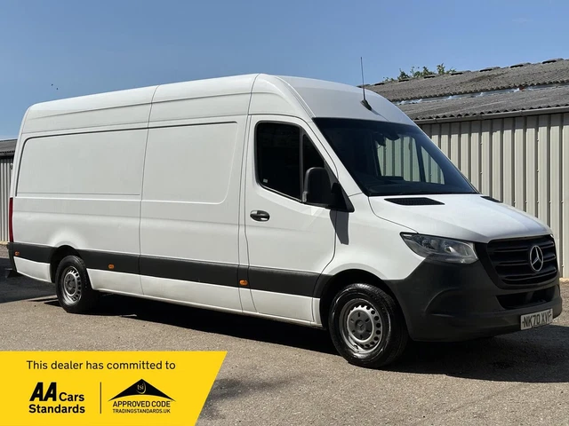 2020 MERCEDES-BENZ SPRINTER 3.5t H2 Progressive Van PANEL VAN DIESEL ...