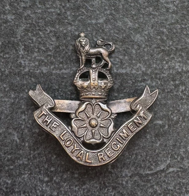 GENUINE THE LOYAL Regiment Officers Bronze Cap Badge £30.00 - PicClick UK