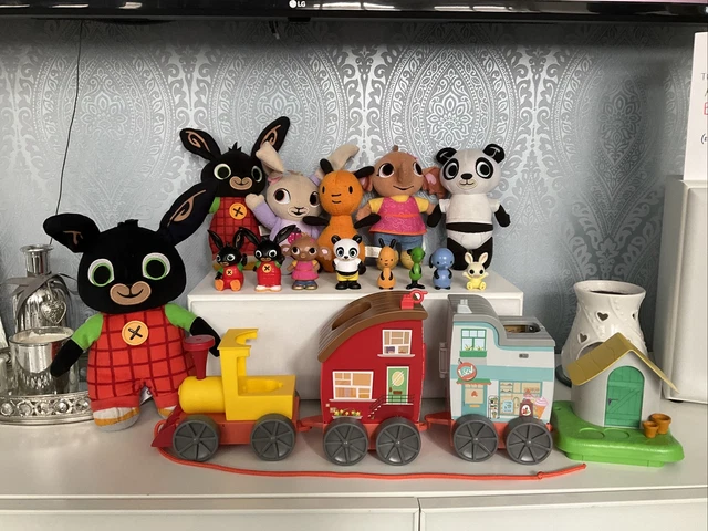 CBEEBIES BING BUNNY & Friends Train Play Set Lights N Sounds Figures ... CBEEBIES BING BUNNY & Friends Train Play Set Lights N Sounds Figures ...