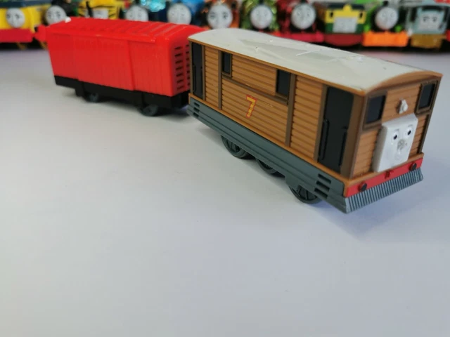 THOMAS AND FRIENDS Motorised Train Trackmaster ***TALKING TOBY*** £10. ...