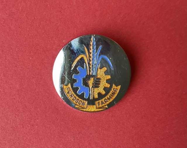 VINTAGE FORDSON FARMING Enamel pin badge Farming Tractor machine Ford £ ...