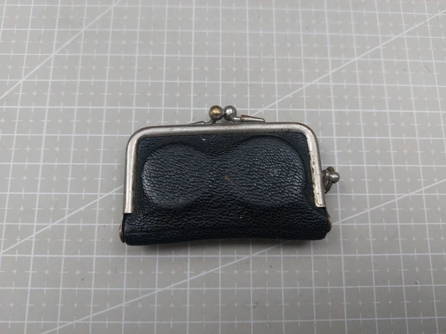 ANTIQUE DOUBLE SOVEREIGN Coin Holder Case Leather £37.12 - PicClick UK