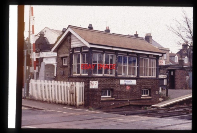 ORIGINAL 35MM SLIDE - Driffield Level Crossing & Signal Box - 5/ 2000 £ ...