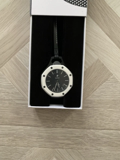 SWATCH X AUDEMARS Piguet Bioceramic Royal Pop Ocho Negro £2,046.70 ...