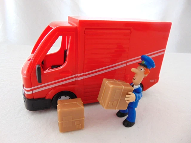 POSTMAN PAT & Jess The Cat With Push Along Sds Parcel Van And 2 Parcels ...