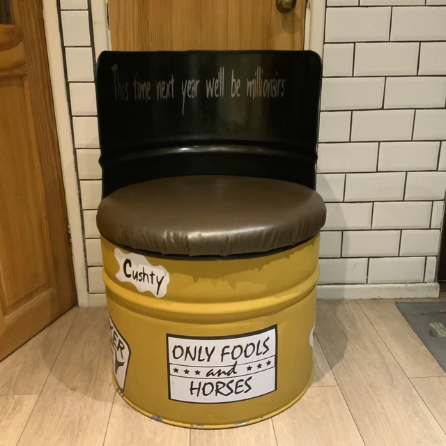 ONLY FOOLS AND horses Club Chair Any Questions’ please Ask £160.00 ...