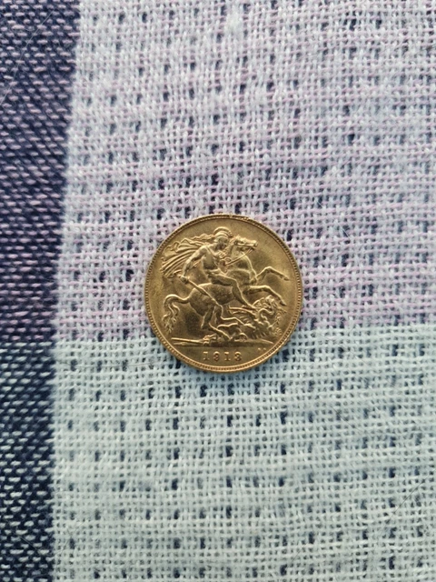 22 CT GOLD Half Sovereign Coin George V 1913 London Mint £350.00 ...