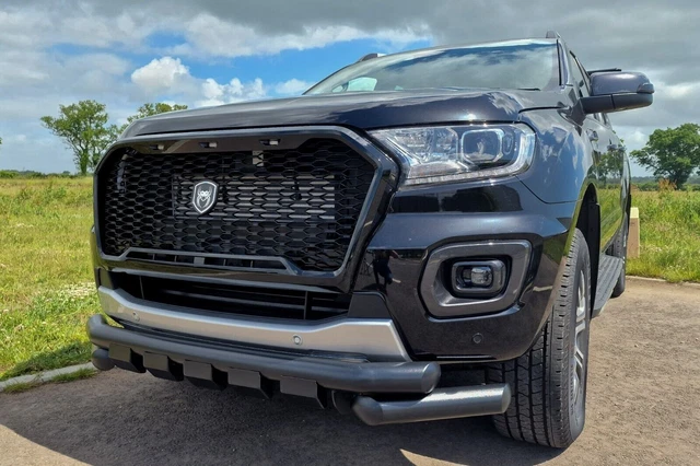 GRIGLIA FORD RANGER T8 - Griglia stile F150 Raptor - nero lucido EUR ...