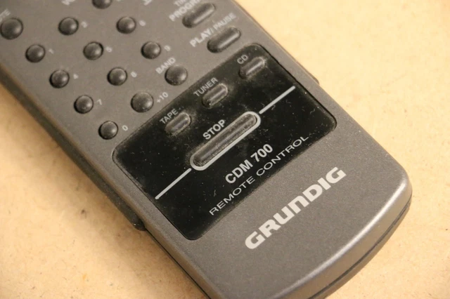 ORIGINAL FERNBEDIENUNG GRUNDIG CDM 700 11-001 EUR 22,00 - PicClick DE