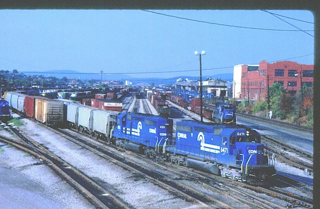 CR 6471 SD40-2, E Altoona, Pa, 07/91 ; Kodachrome original EUR 7,10 - PicClick FR