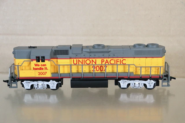 LIFE LIKE 8075 UNION PACIFIC UP CLASS GP 38 HIGH NOSE DIESEL LOCOMOTIVE ...