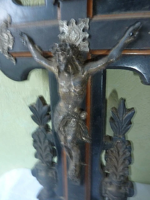ANCIENNE CROIX BÉNITIER en Bronze et Bois Sculpté EUR 80,00 - PicClick FR
