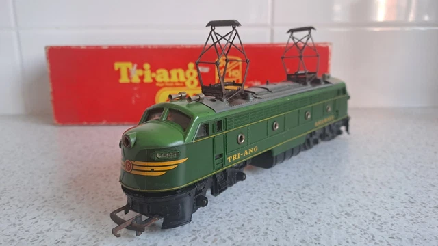 TRIANG R257 TRANSCONTINENTAL twin pantograph two tone green £199.00 ...
