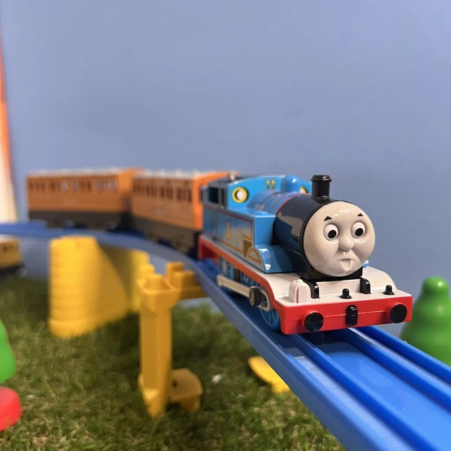 TOMY PLARAIL TRACKMASTER Shocked Thomas Rare Thomas The Tank Engine ...