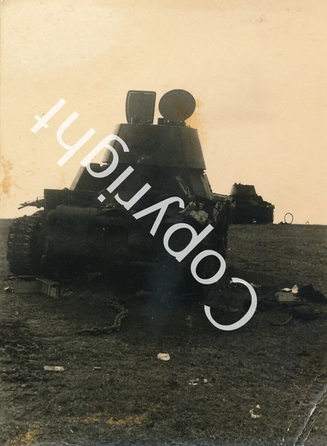 FOTO WK2 - Beute Panzer T34 zerstört X64 EUR 34,90 - PicClick DE