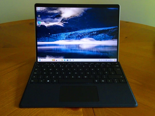 MICROSOFT SURFACE PRO 9 Core i5 12th Gen 8GB RAM-256GB SSD (Bundle ...