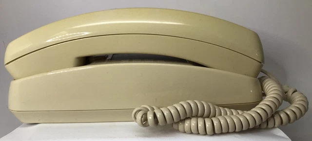 VINTAGE RADIO SHACK 43-592D Push Button Princess Phone Telephone Beige ...