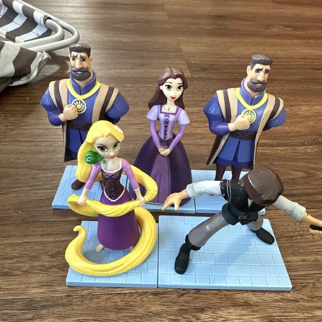 DISNEY TANGLED PVC Jakks Playset Queen Arianna Rapunzel & Flynn Rider 4 ...