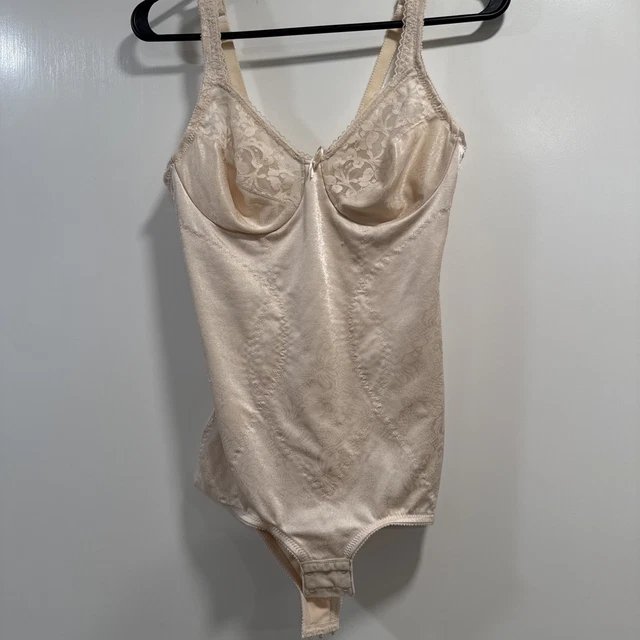 MAIDENFORM FLEXEES 6856 FIRM CONTROL Beige Underwire BODY SHAPER SZ 36B ...