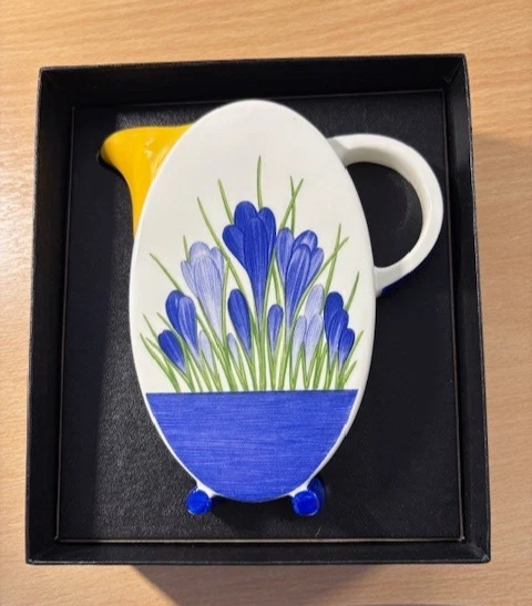 WEDGWOOD 'BIZARRE BY Clarice Cliff' Earthenware Jug 2002 A75 O468 £52. ...