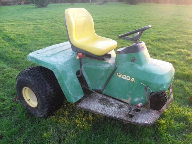JOHN DEERE 1200A Trike Bunker Rake, Mule, Gator Kawasaki Petrol Engine ...