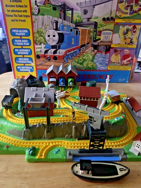 THOMAS THE TANK Engine & Friends Miniature Railway Train Bluebird Set £ ...
