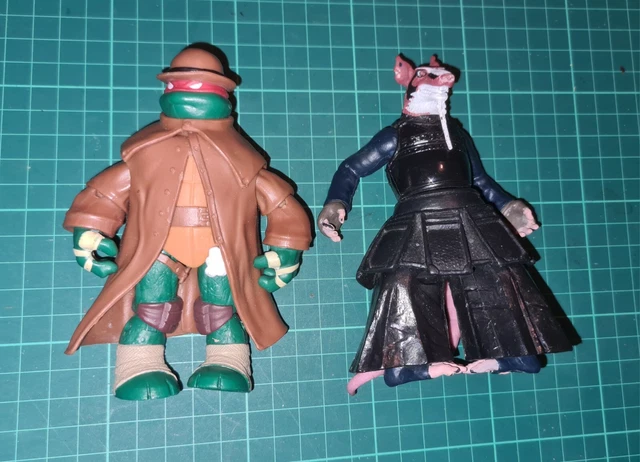 MONSTER HUNTER RAPHAEL And Dojo Splinter Tmnt Figures And Vehicles. £14 ...