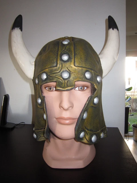 WIKINGER CELTIC RITTER Mittelalter Helm Hörner Nieten zur Rüstung Latex ...
