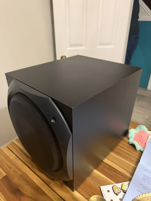 LOGITECH Z-5500 DIGITAL Subwoofer Only the sub but fantastic condition ...