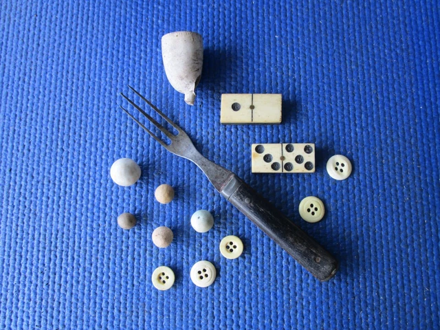 ANTIQUE CIVIL WAR Era Soldier's Camp Items; Fork; Dominoes, Marbles ...