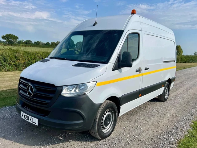 MERCEDES-BENZ SPRINTER 2.1 316 CDI L2 MWB UTILITY SPEC White Manual ...
