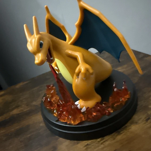 CHARIZARD EX FIGURE Statue Card Stand from Charizard Ex Super Premium ...