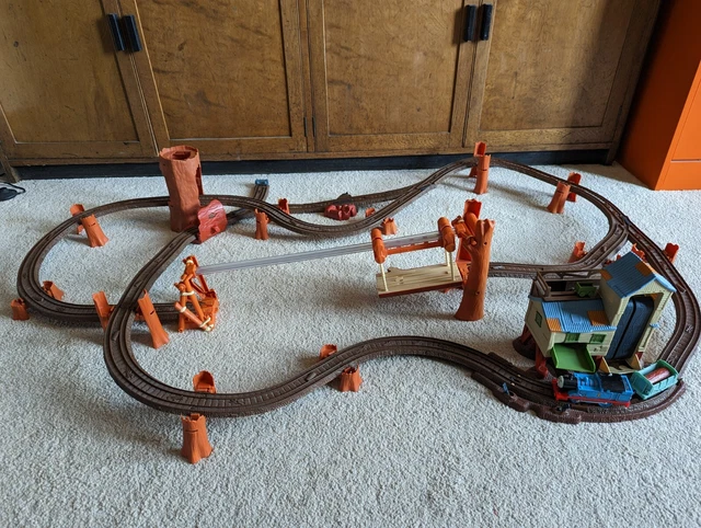 THOMAS & FRIENDS TrackMaster - Zip, Zoom & Logging Adventure £45.00 ...