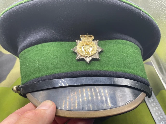 ORIGINAL BRITISH ARMY Irish Guards Bandsman's Cap & Badge - Size 56cm £ ...