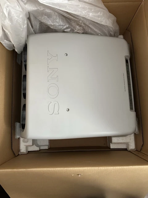 SONY VPH-D50 RÖHRENPROJEKTOR ! CRT Projektor EUR 1.000,00 - PicClick DE